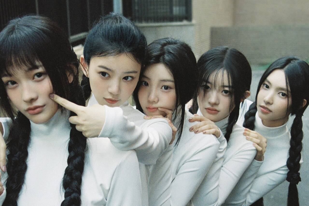 ILLIT sets new record as debut single 'Magnetic' zooms into UK's ...